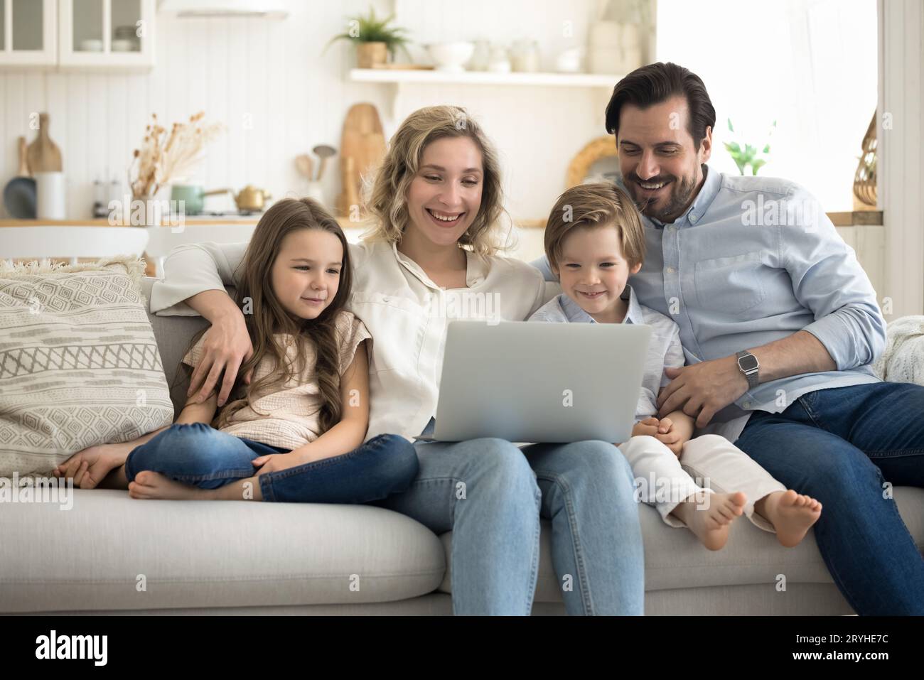 Children movie hi-res stock photography and images - Alamy