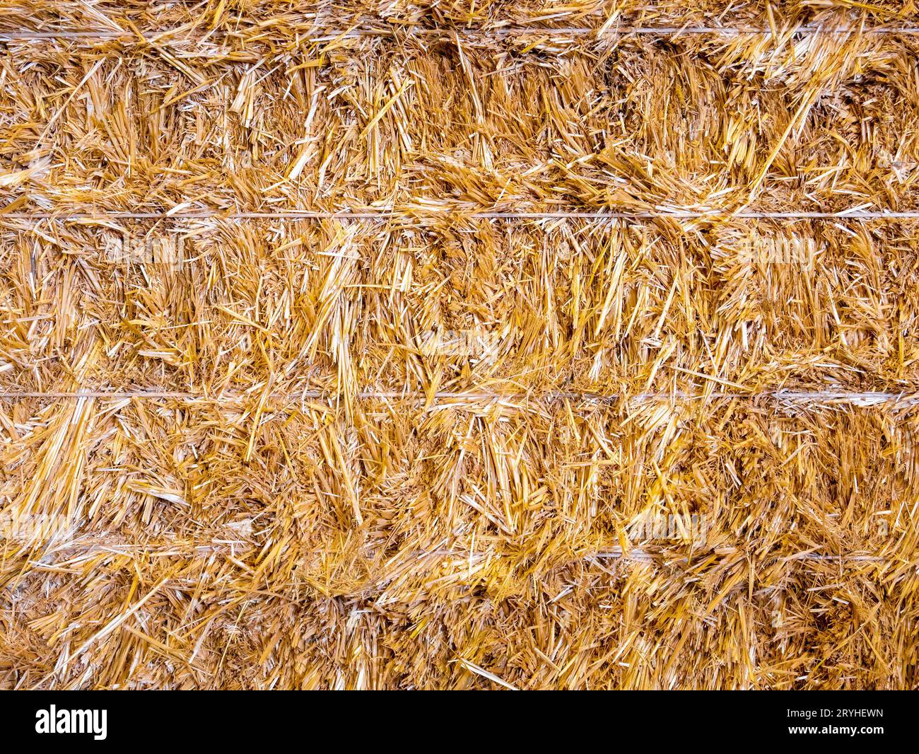 Straw bale texture hi-res stock photography and images - Alamy
