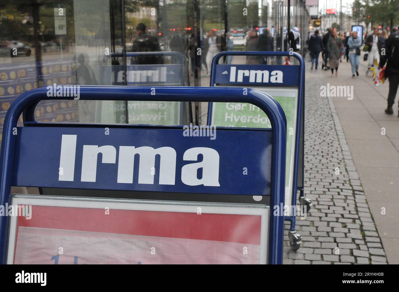 Irma grocery store hi-res stock photography and images - Alamy