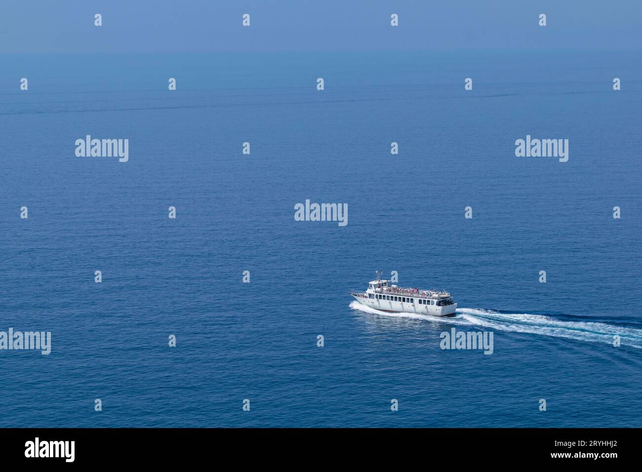 Cinque terre ferry boat hi-res stock photography and images - Alamy
