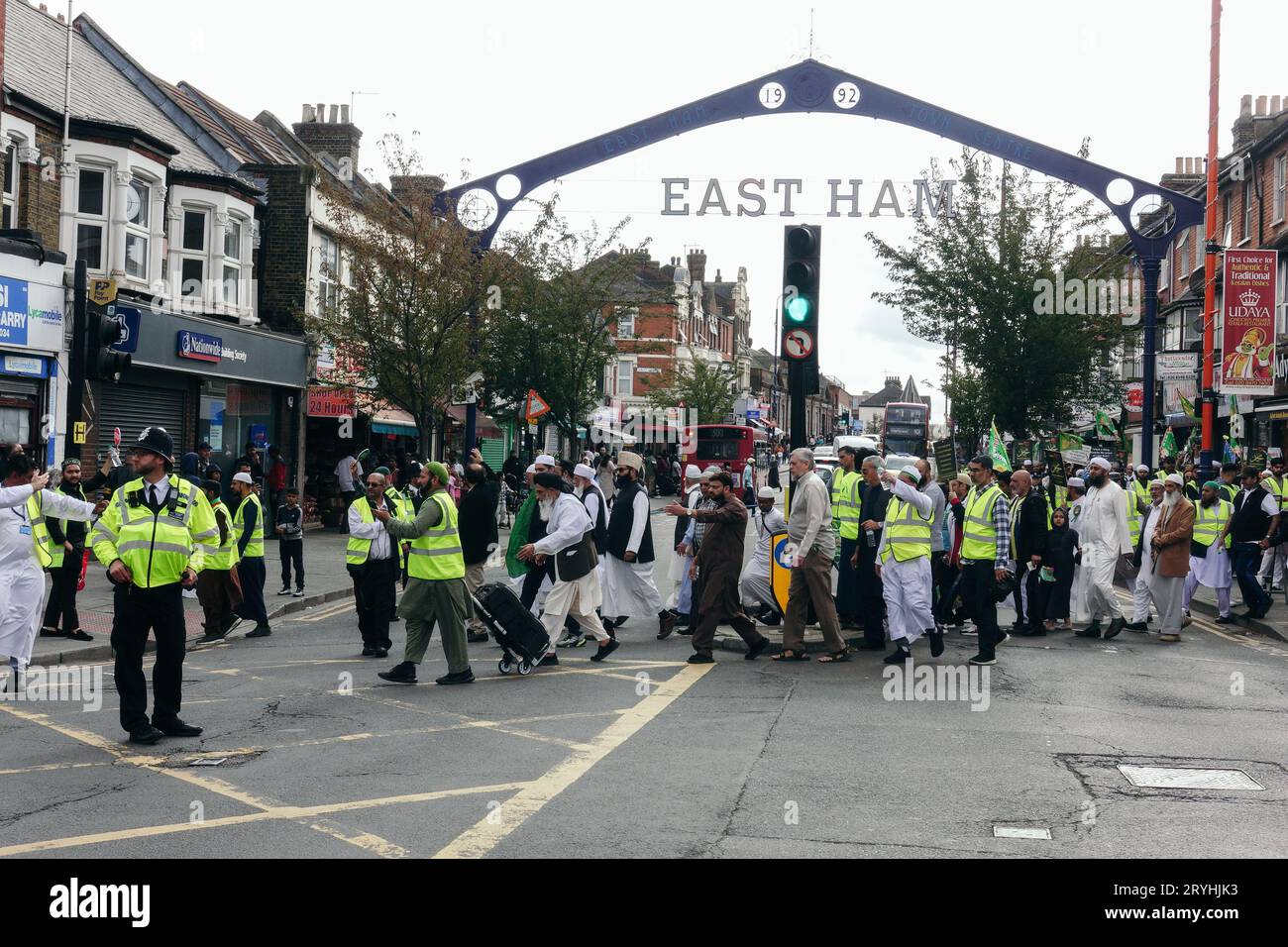 East ham high street london hi-res stock photography and images - Alamy