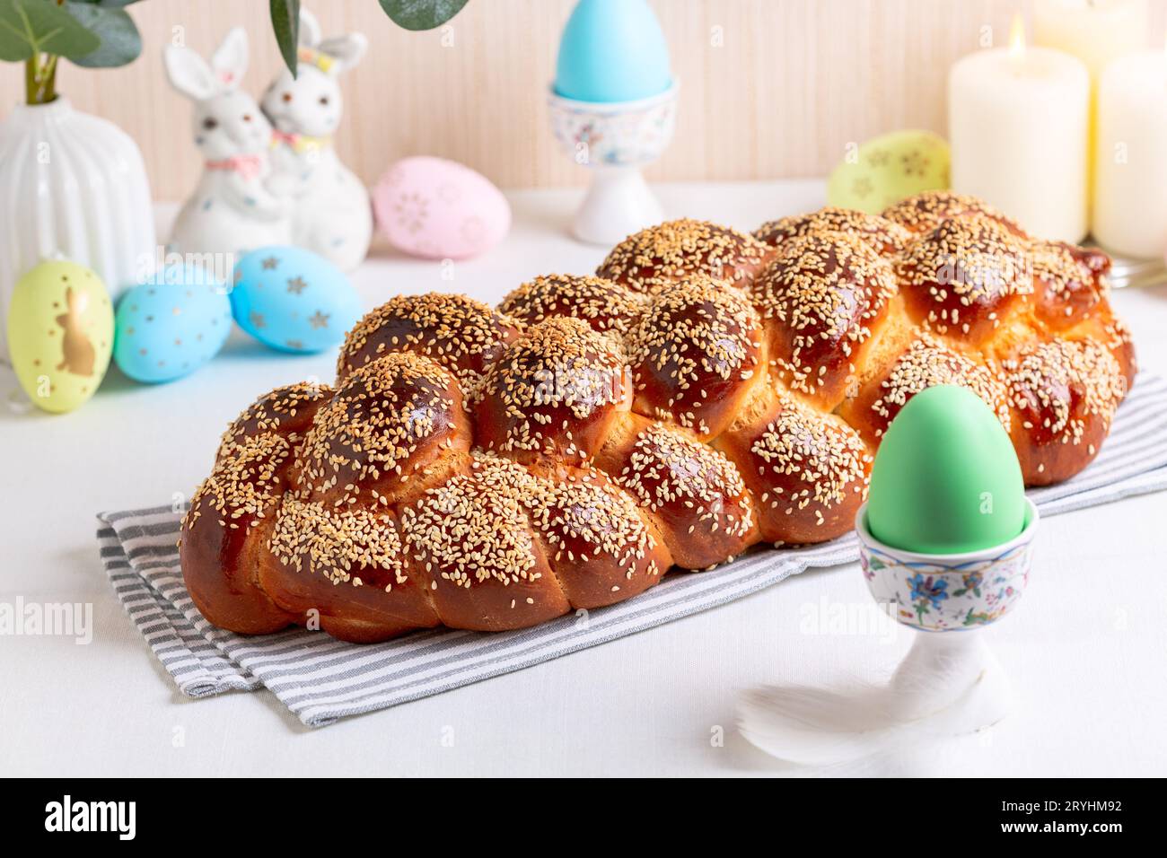 Challah traditional bread loaf hi-res stock photography and images - Alamy