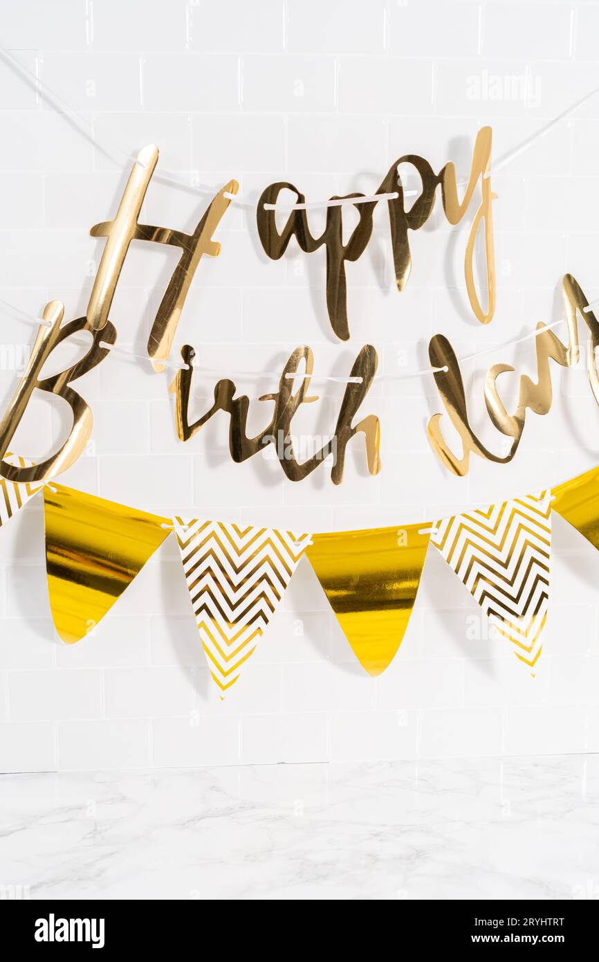 Happy Birthday sign Stock Photo - Alamy