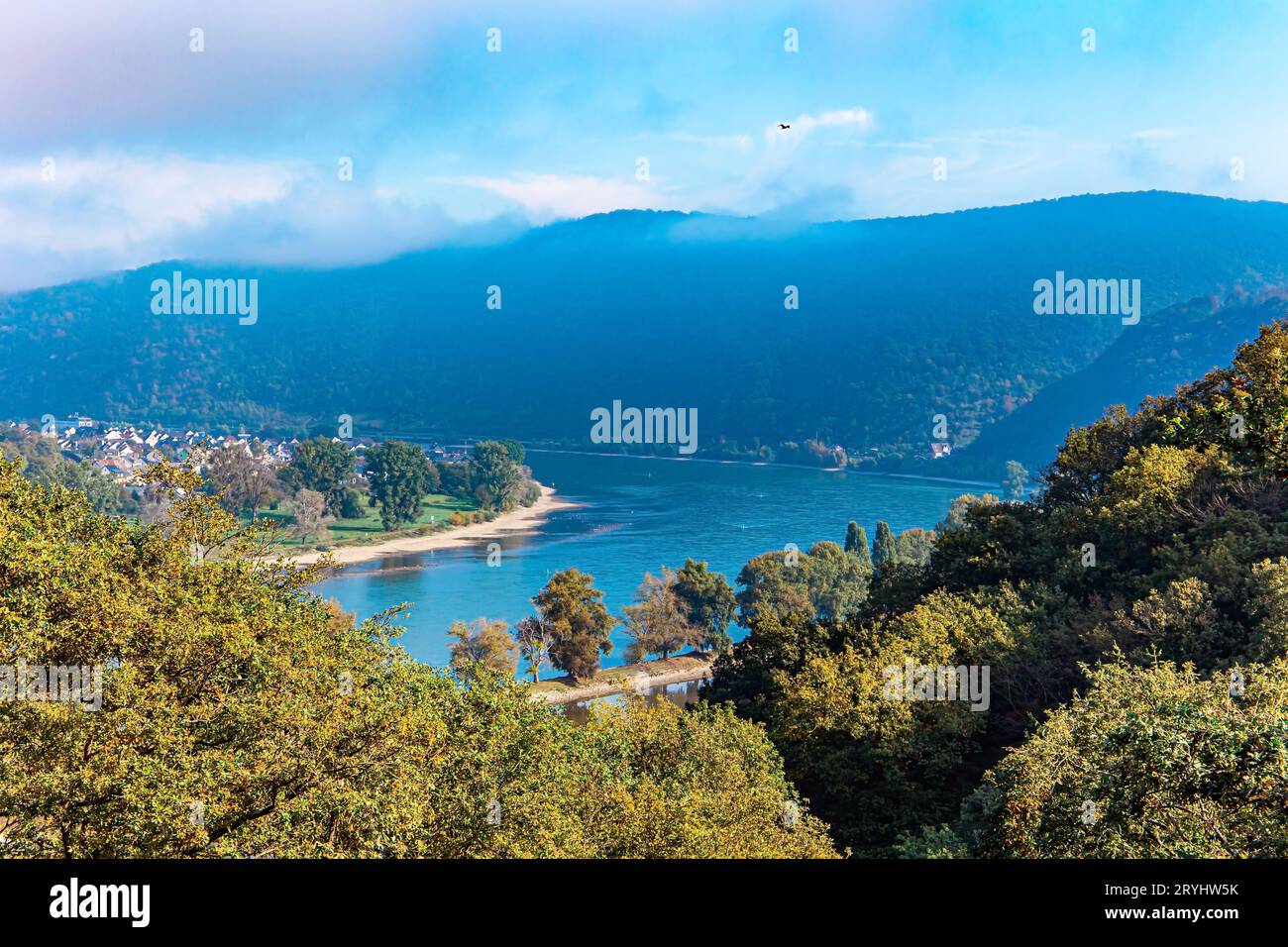 Magnificent turn of the great river Rhine Stock Photo - Alamy
