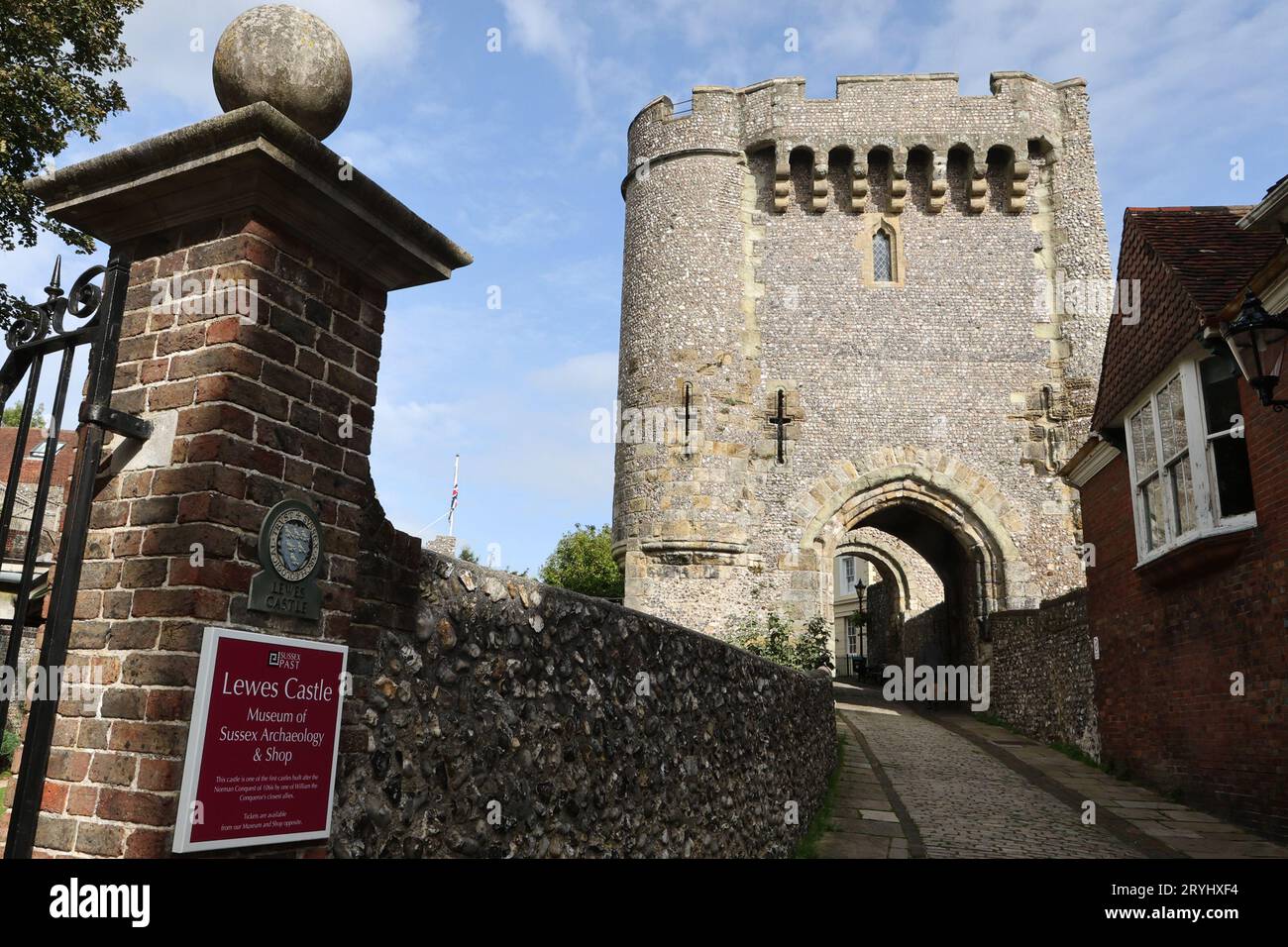 Lewes hi-res stock photography and images - Alamy