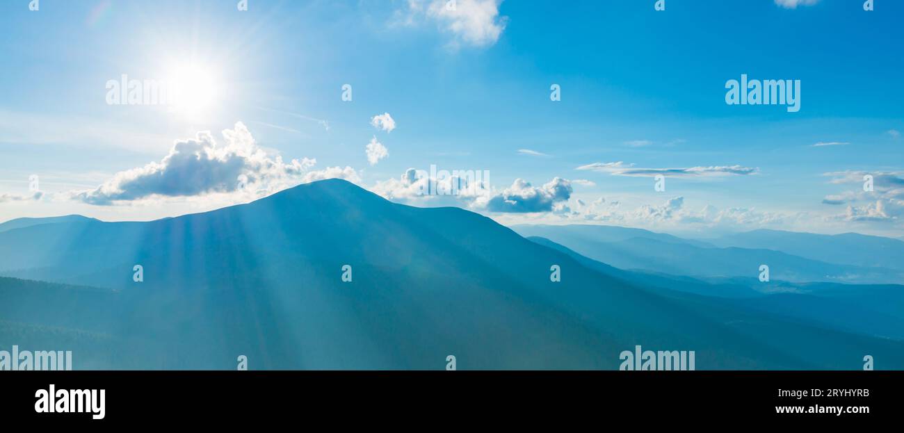 Blue mountains sunset hi-res stock photography and images - Alamy