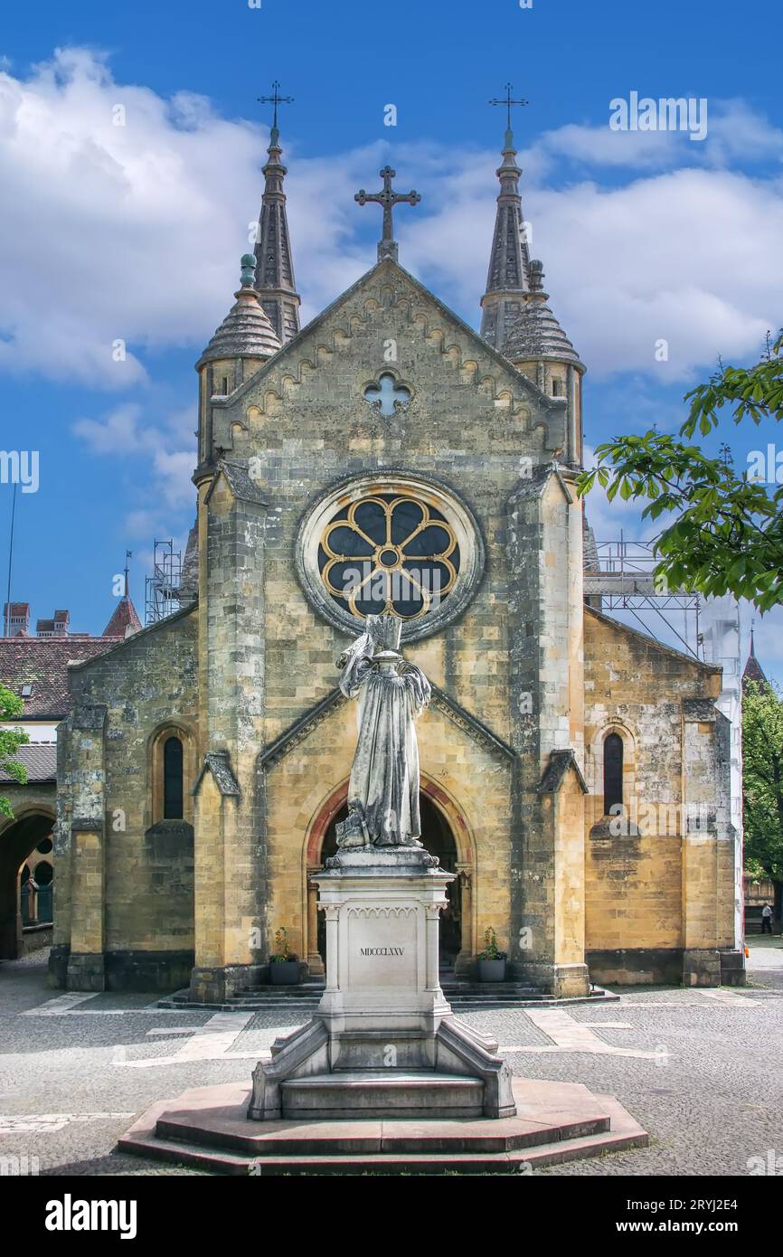 Church collegiale hi-res stock photography and images - Alamy