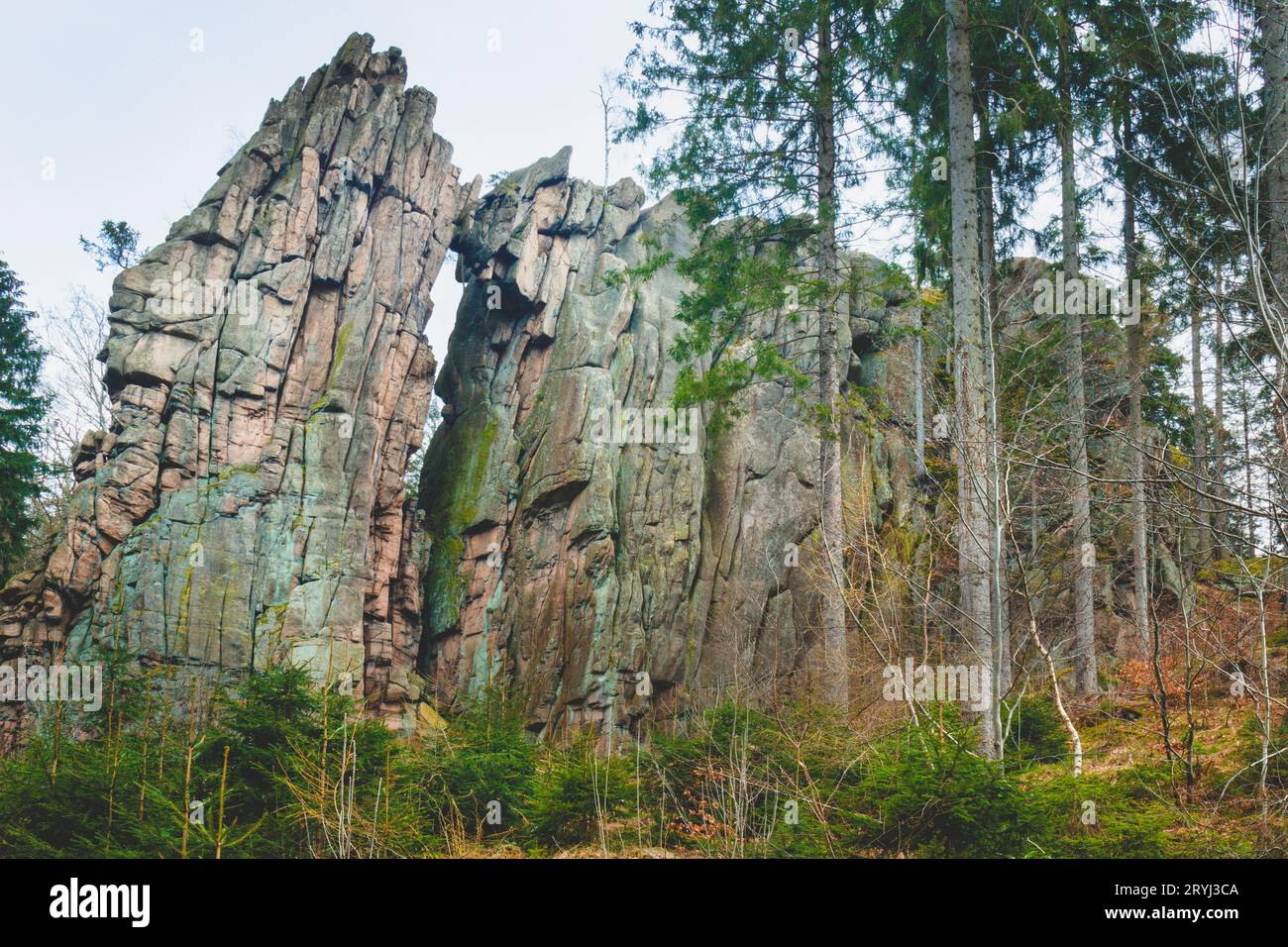 Giant gate hi-res stock photography and images - Alamy