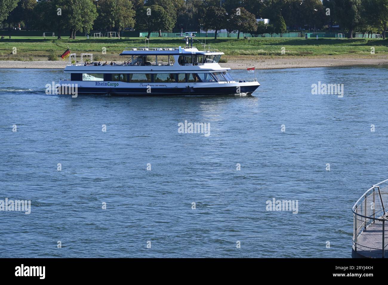 Cologne, Germany. 01st Oct, 2023. Excursion ship RheinCargo sails on ...