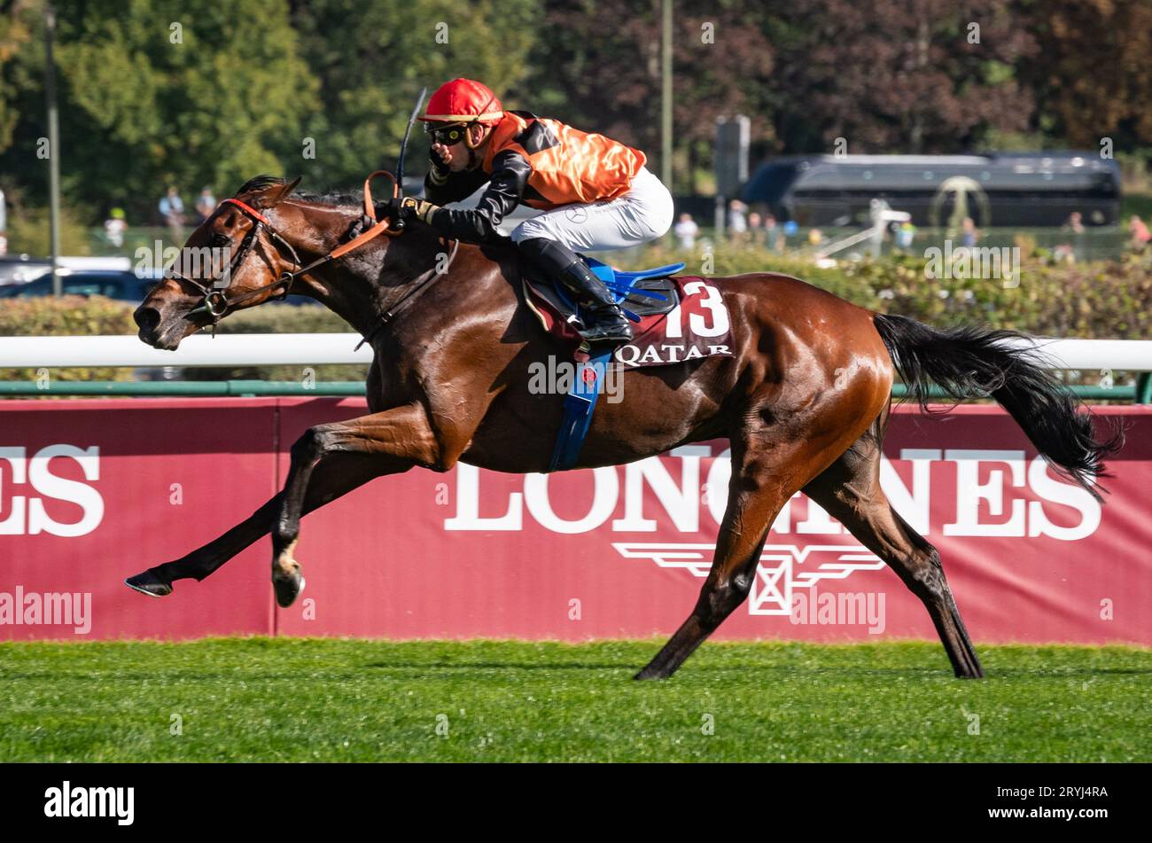 Ace impact racecourse hi-res stock photography and images - Alamy