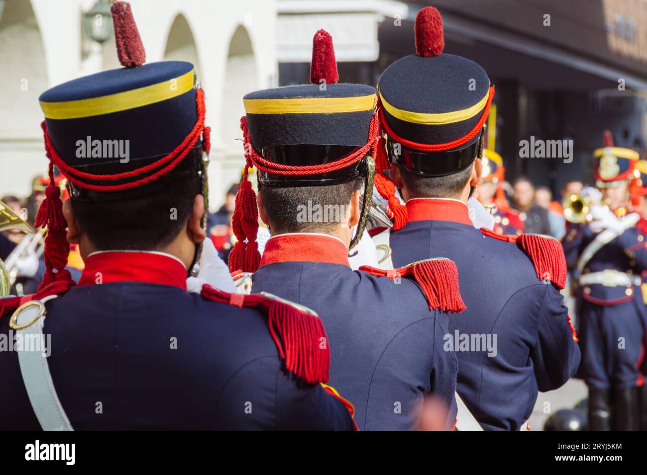 Military personnel in uniform hi-res stock photography and images - Alamy