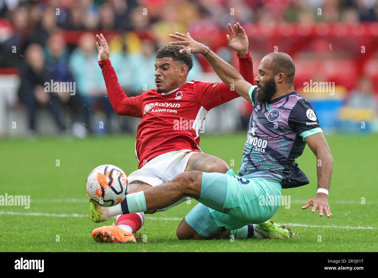 Nottingham, UK. 01st Oct, 2023. Morgan Gibbs-White #10 of Nottingham ...