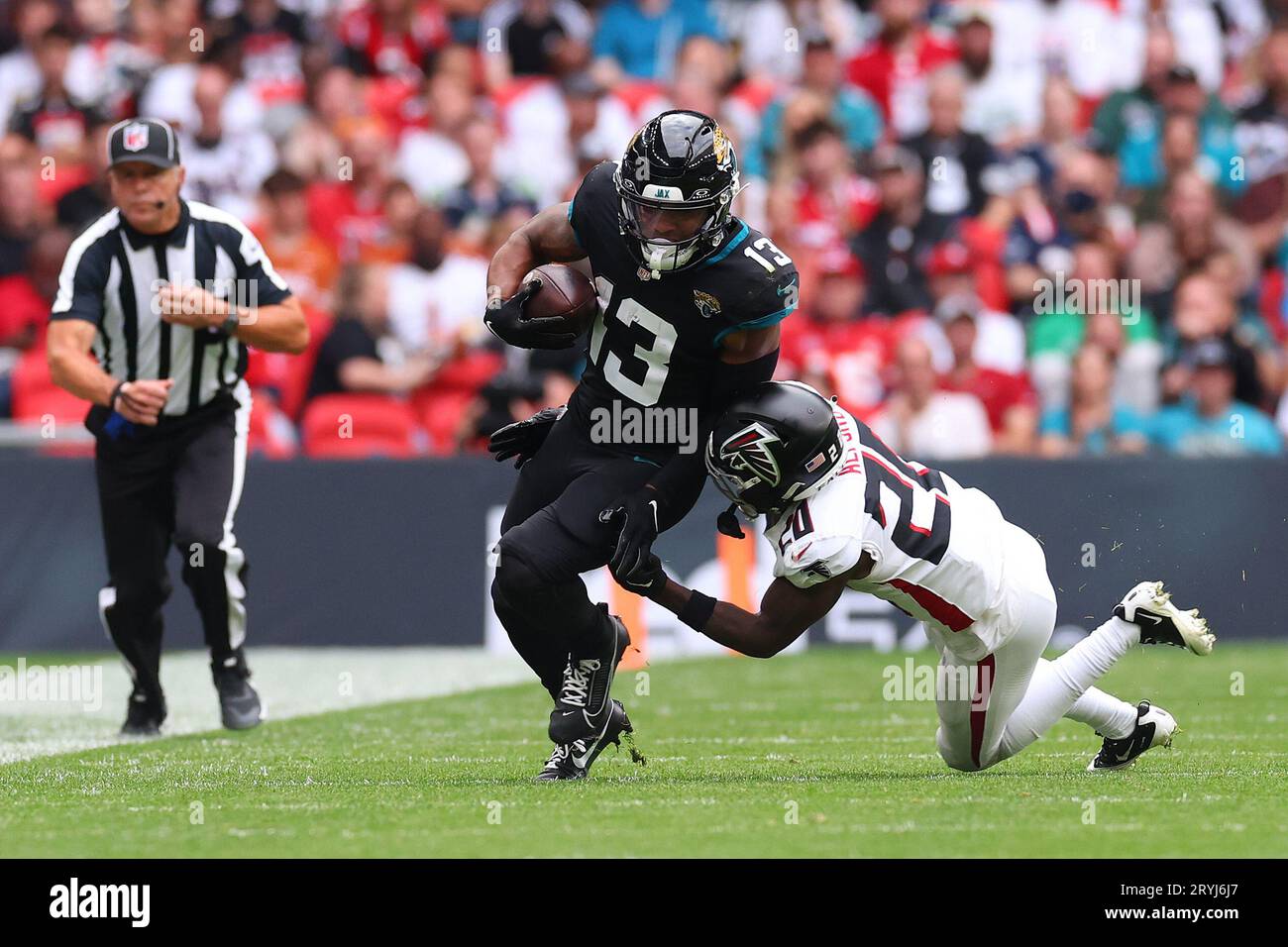 Wembley Stadium, London, UK. 1st Oct, 2023. NFL UK Football, Atlanta ...