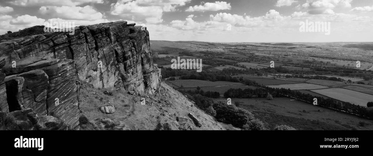 View to Hen Cloud rock, the Roaches Rocks, Upper Hulme, Staffordshire ...