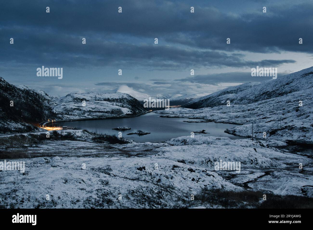 Finnvikvatnet hi-res stock photography and images - Alamy