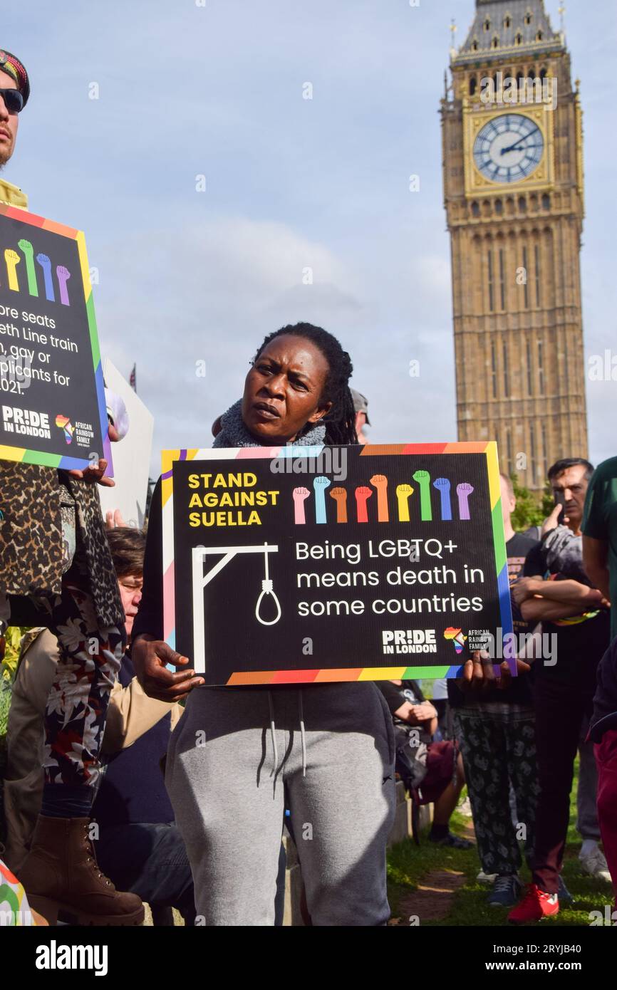 London, England, UK. 1st Oct, 2023. Protesters gathered in Parliament ...
