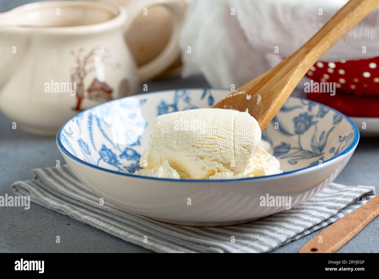 Homemade cream cheese Stock Photo - Alamy