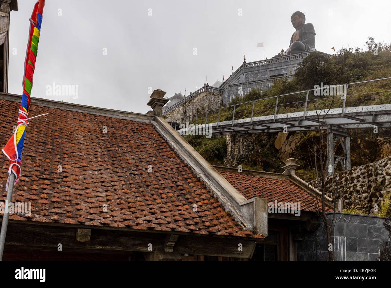 The Buddhist Temple at the Fansipan at Sapa in Vietnam Stock Photo - Alamy