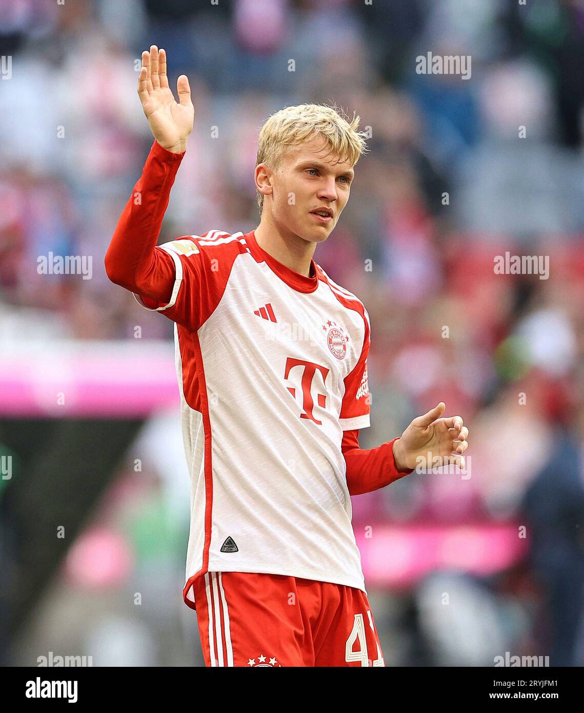 Kratzig frans fc bayern munchen hi-res stock photography and images - Alamy