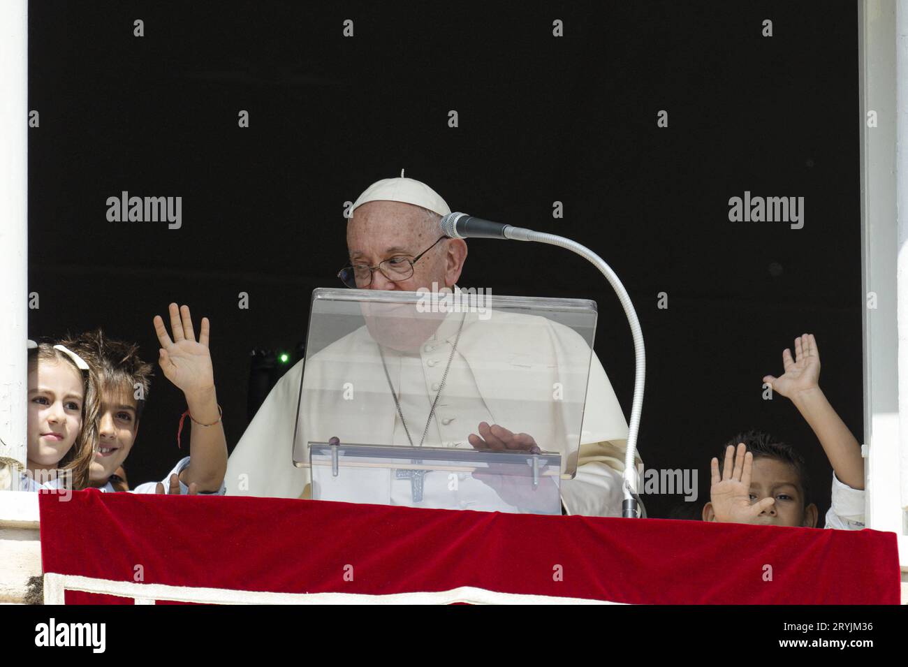 Pope Francis leads the Sunday Angelus from the window overlooking St ...
