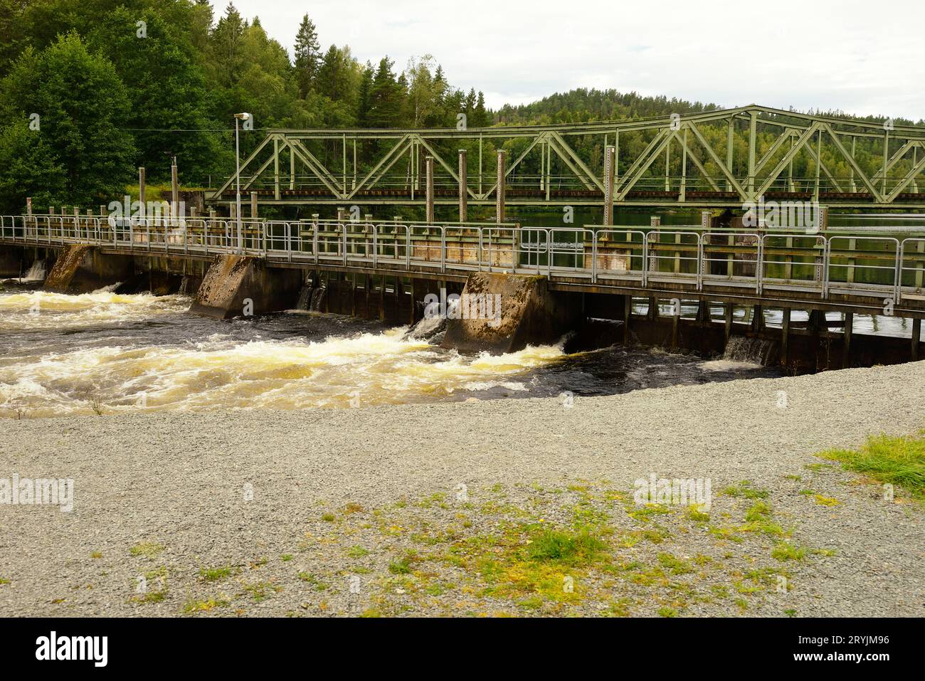 Open hatches hi-res stock photography and images - Alamy