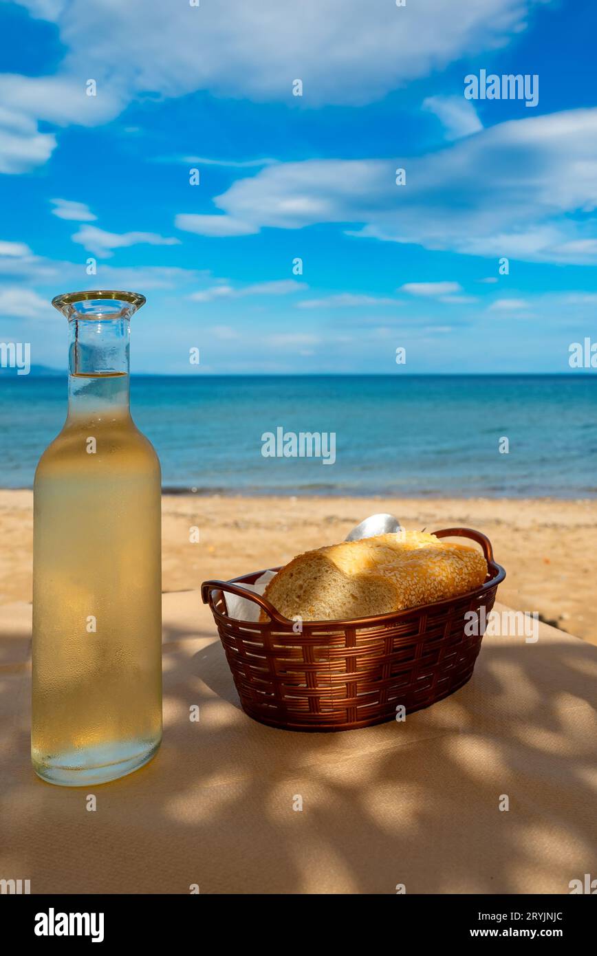 Tsipouro hi-res stock photography and images - Alamy