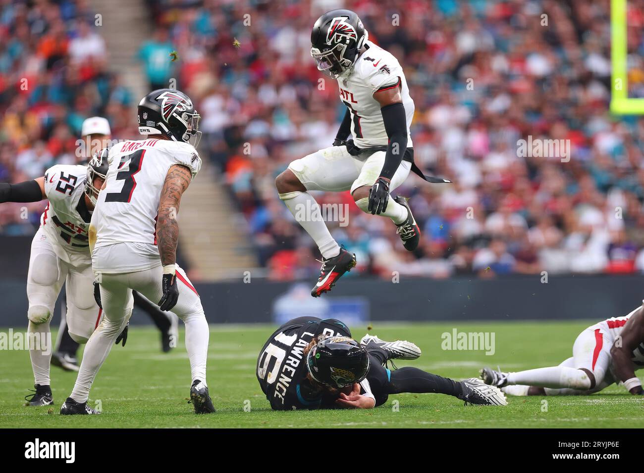 Wembley Stadium, London, UK. 1st Oct, 2023. NFL UK Football, Atlanta ...