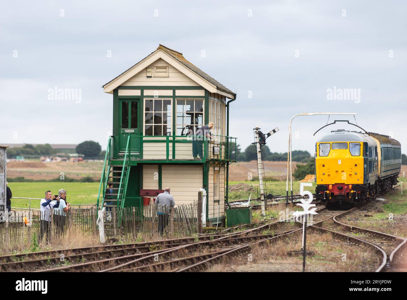 Haddiscoe junction signal box hi-res stock photography and images - Alamy