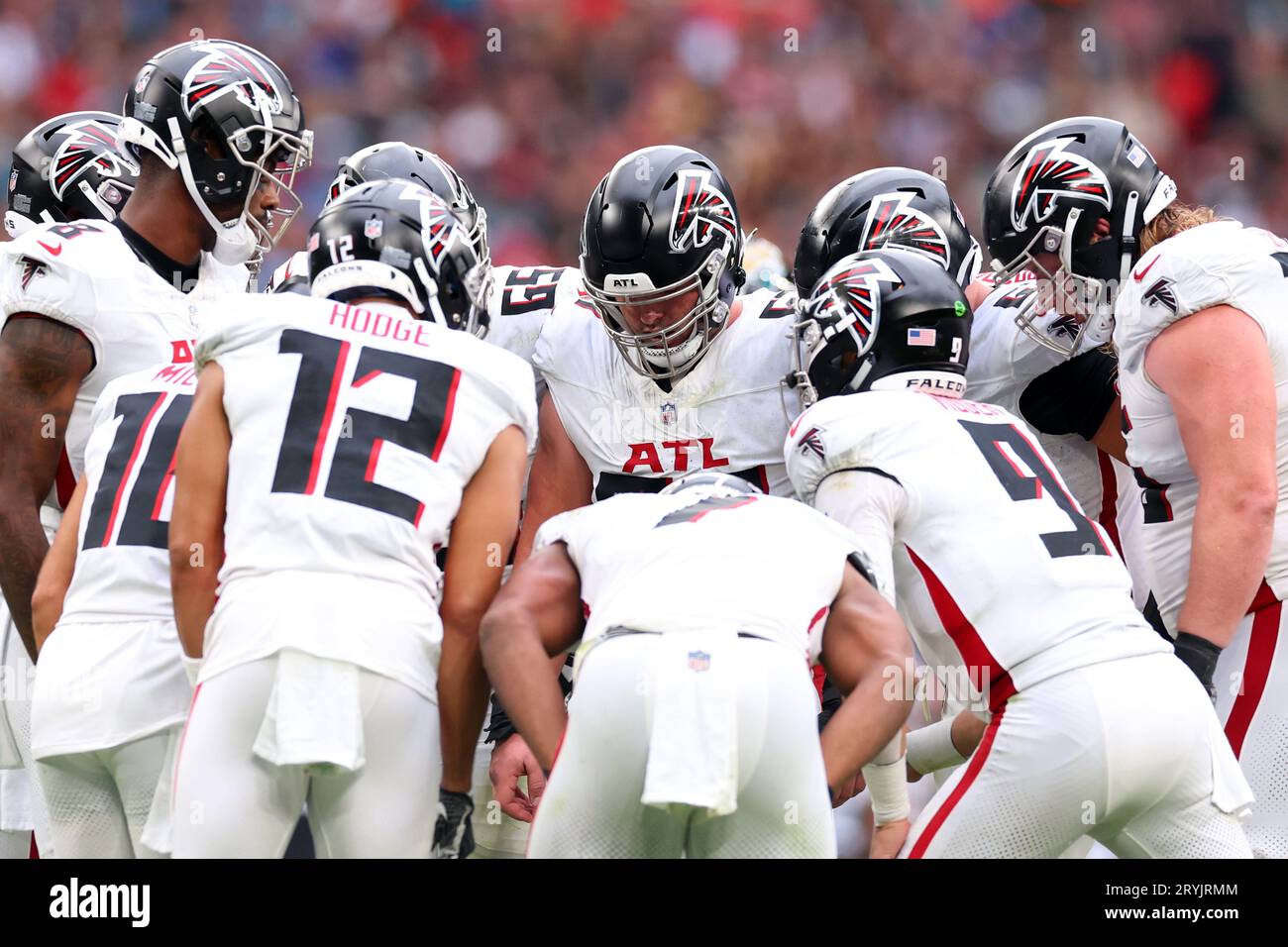 Drew dalman falcons hi-res stock photography and images - Alamy