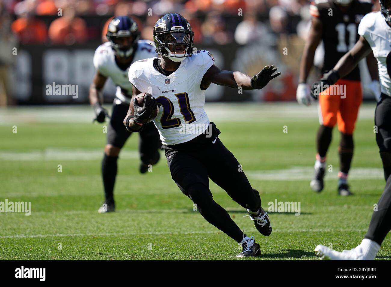 Baltimore Ravens cornerback Brandon Stephens (21) runs with the ...