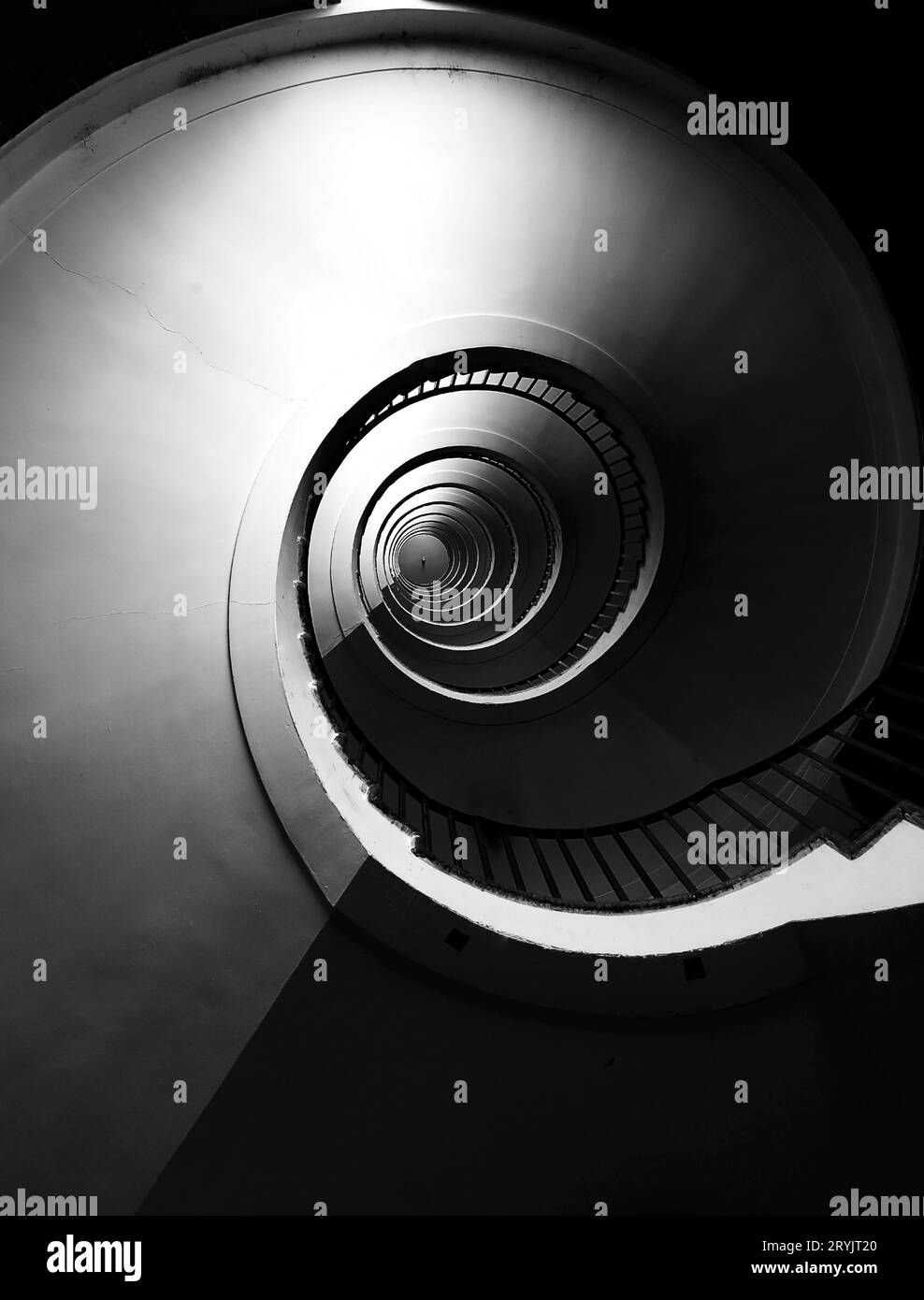 Spiral staircase seen in perspective with steps going towards infinity ...