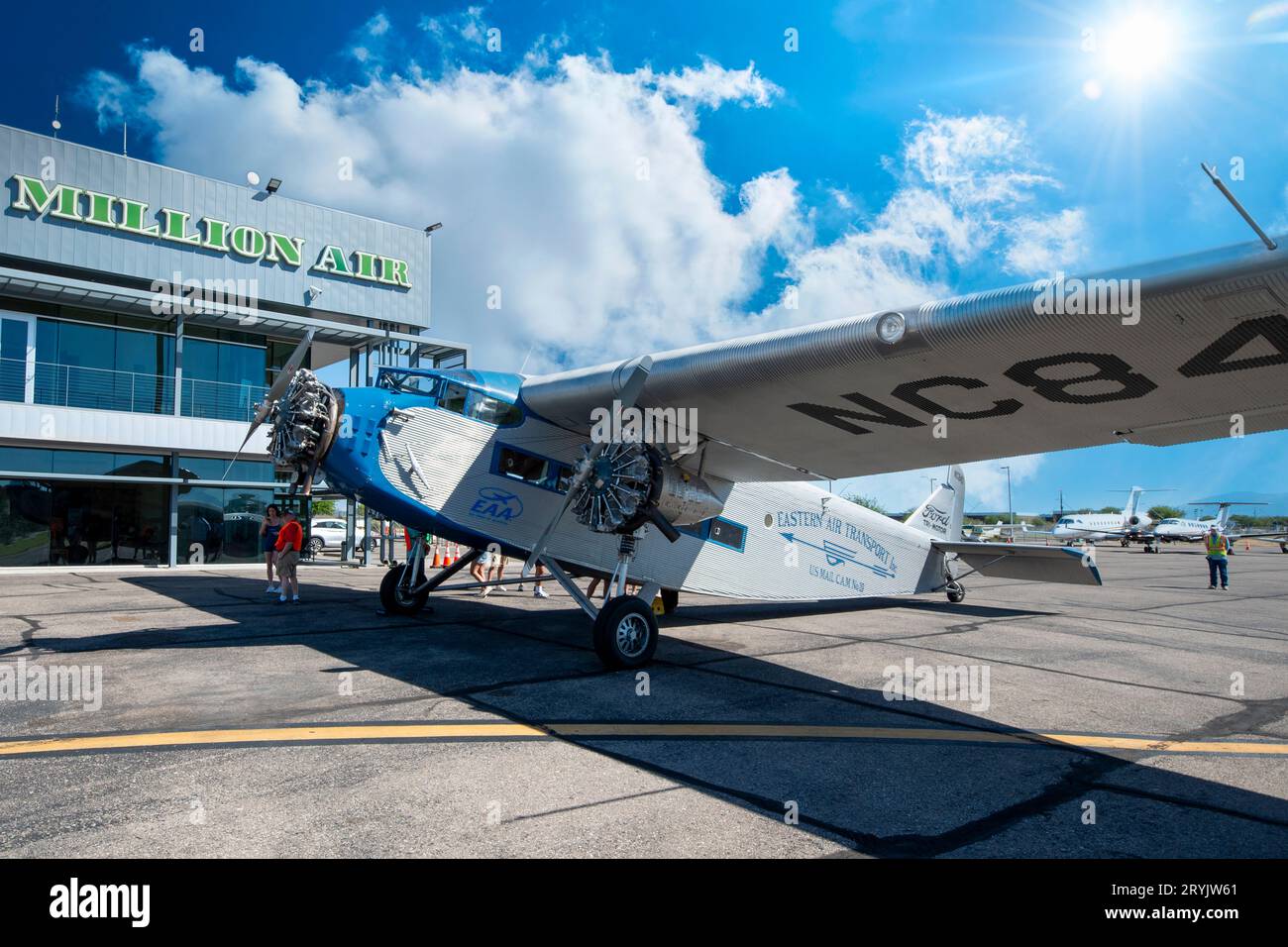 Ford tri motor radial aircraft engine hi-res stock photography and ...