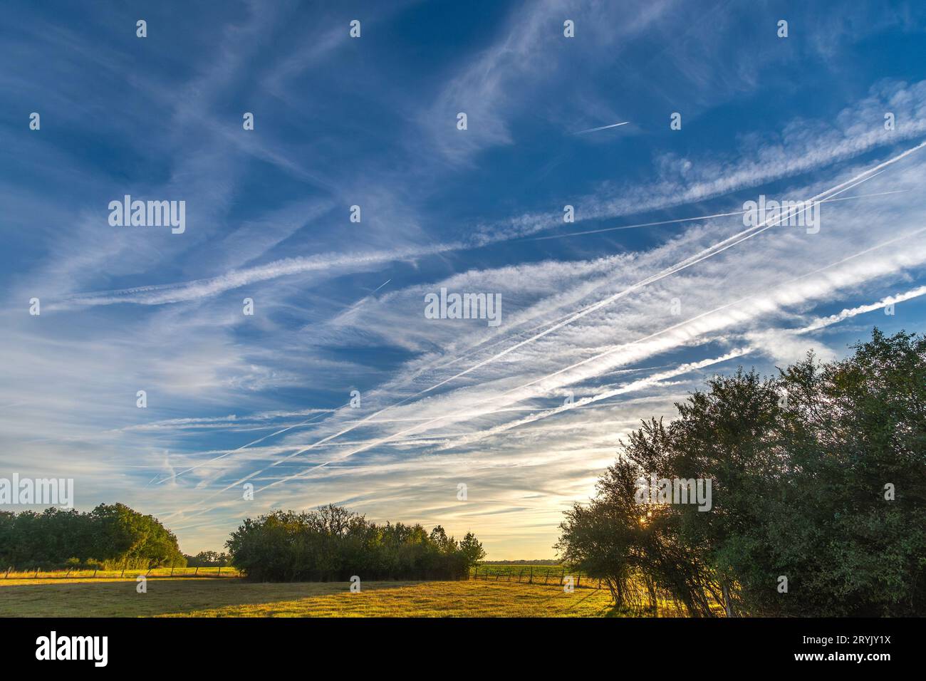 Sky atmosphere hi-res stock photography and images - Alamy