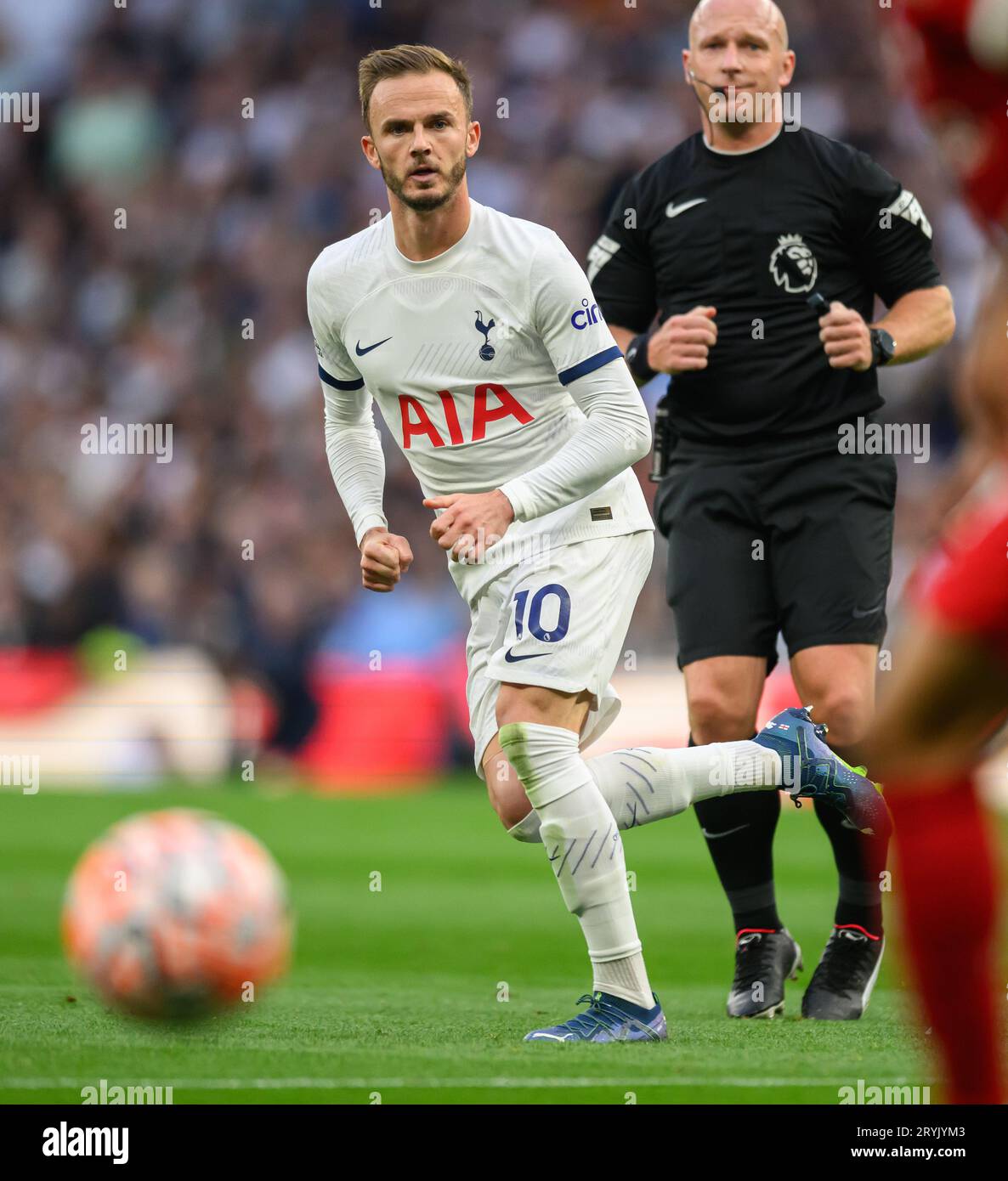 James maddison tottenham hotspur hi-res stock photography and images ...