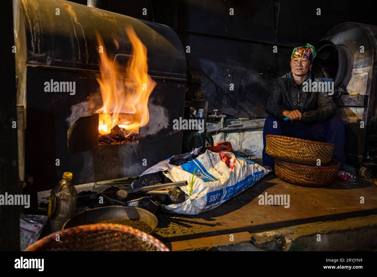 Farm oven hi-res stock photography and images - Alamy