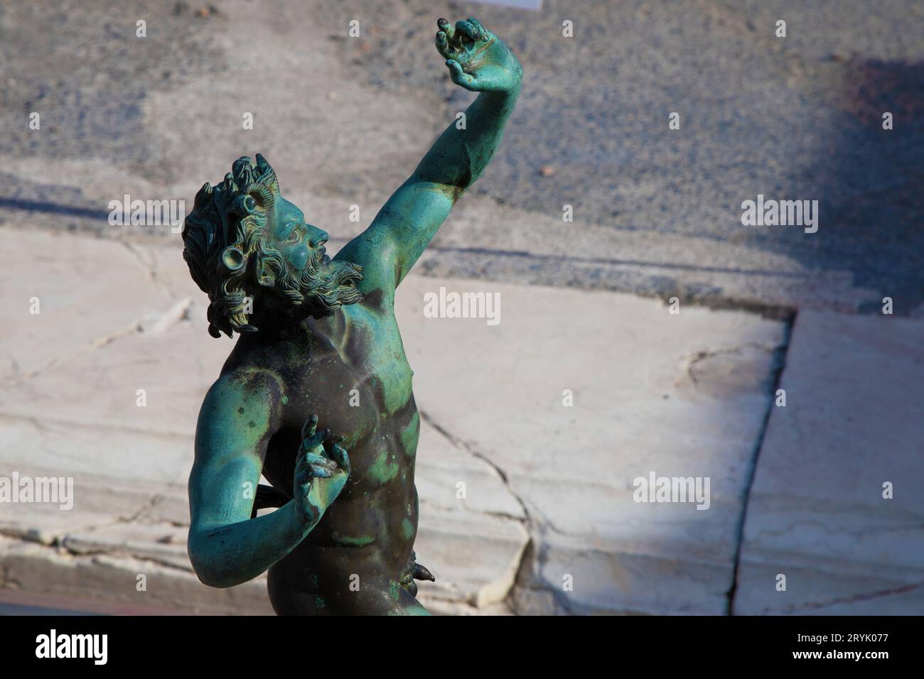 Faun statue hi-res stock photography and images - Alamy