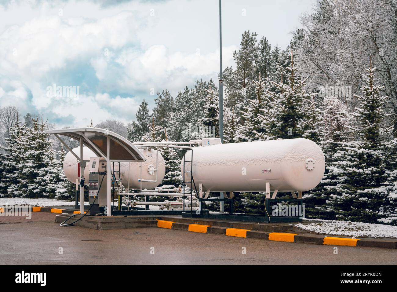 Liquid petroleum gas hi-res stock photography and images - Alamy