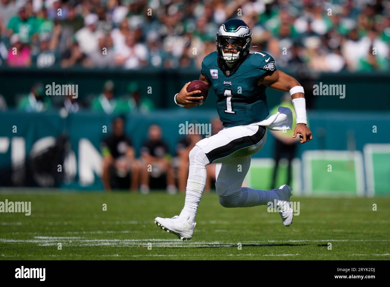 Philadelphia Eagles quarterback Jalen Hurts (1) runs with the ball ...