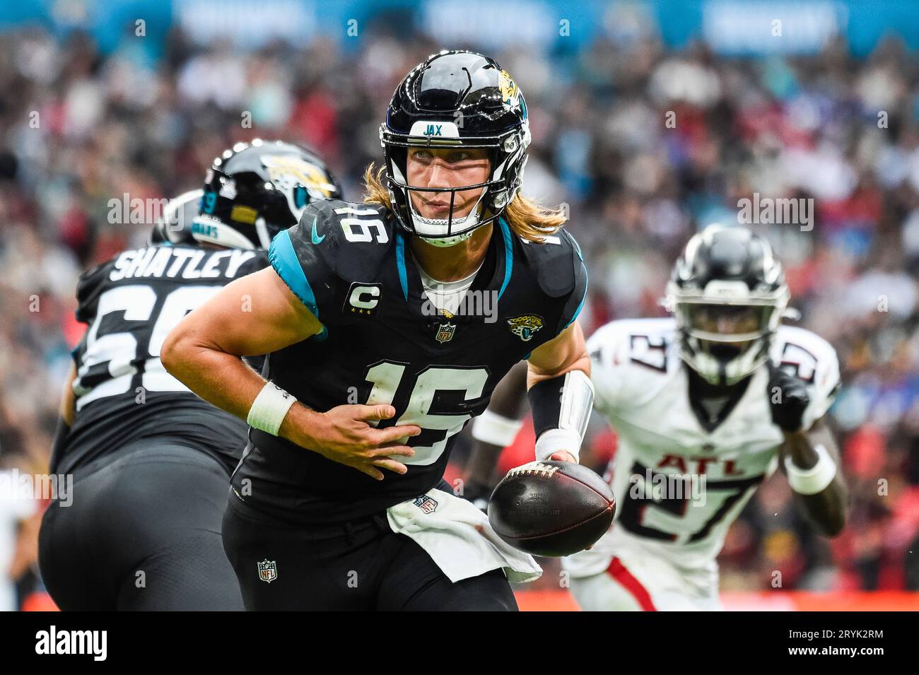 London, UK. 1 October 2023. Jacksonville Jaguars quarterback Trevor Lawrence (16) during the ...