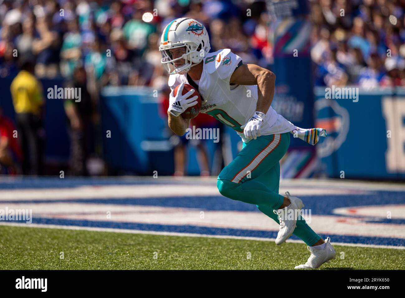 Miami Dolphins wide receiver Braxton Berrios (0) returns a kickoff ...