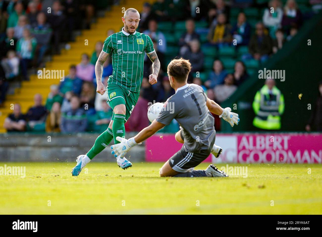 Rhys Murphy of Yeovil Town and Leigh Bedwell of Didcot Town during the ...