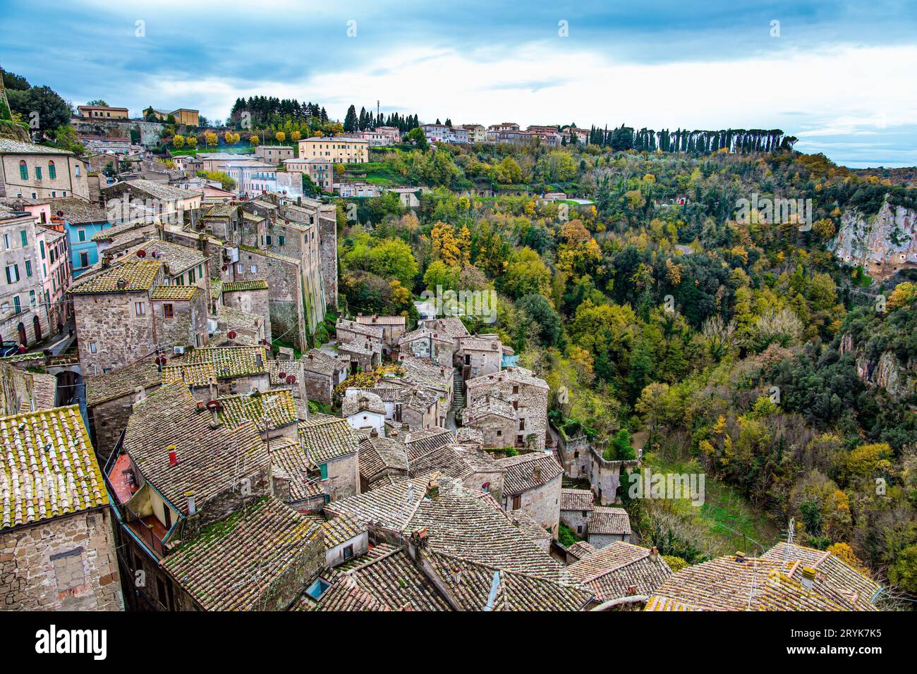 Sorano. Etruscan town Stock Photo - Alamy