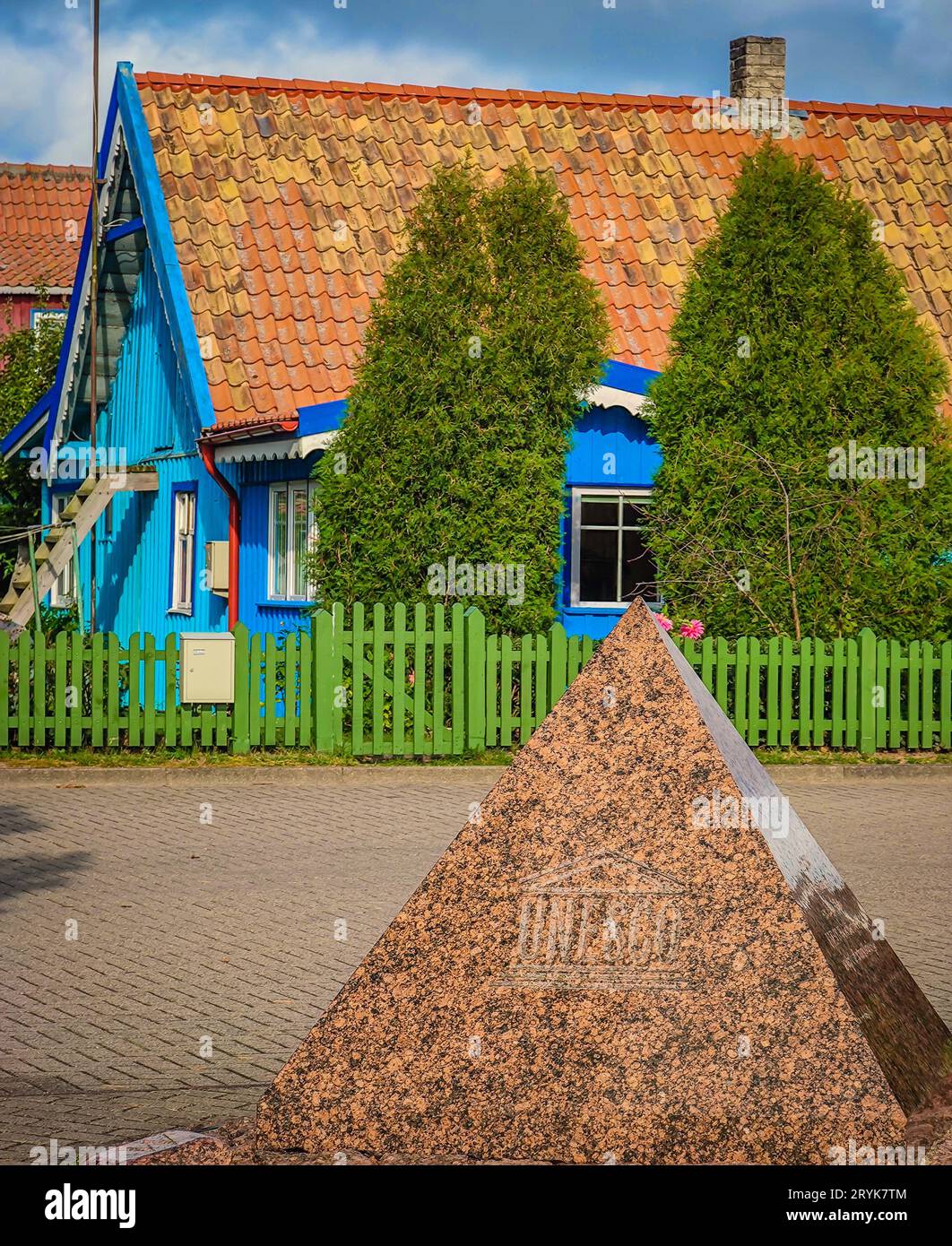 United nations world tourism organization logo hi-res stock photography ...