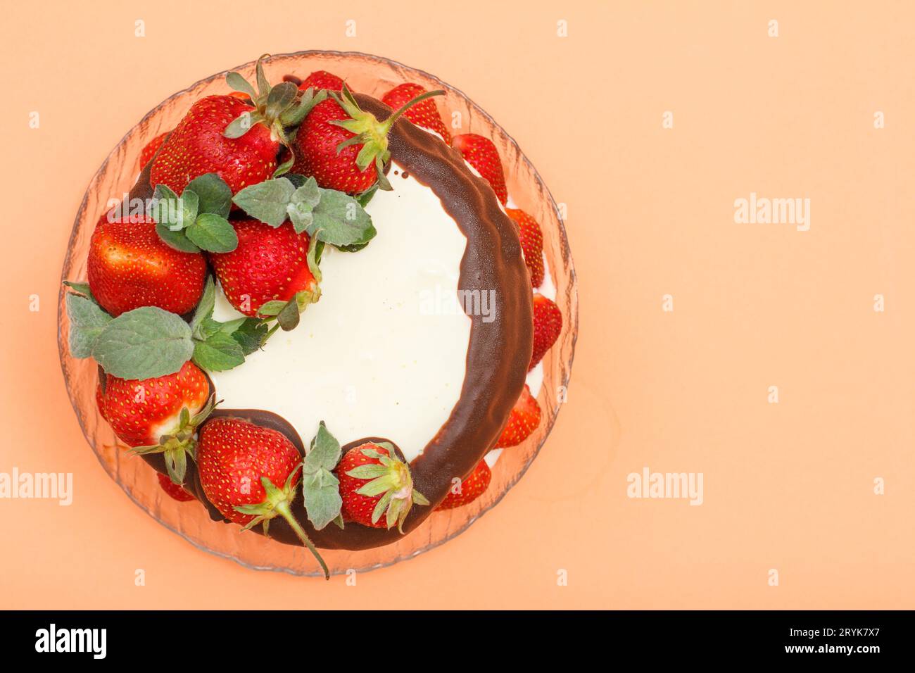 Homemade fresh cake chocolate hi-res stock photography and images - Alamy