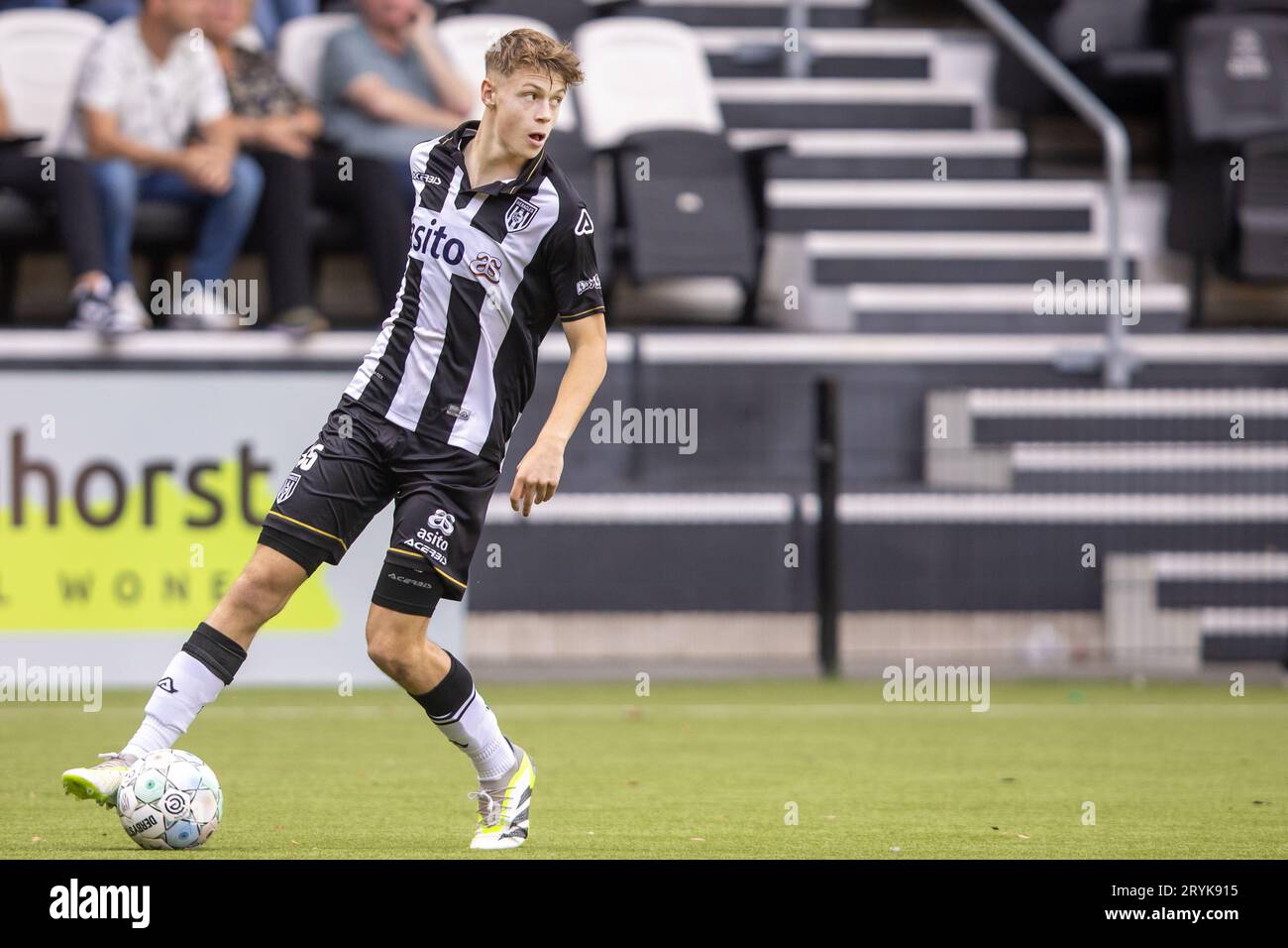 Almelo, Netherlands. 01st Oct, 2023. ALMELO, Erve Asito, 01-10-2023 ...