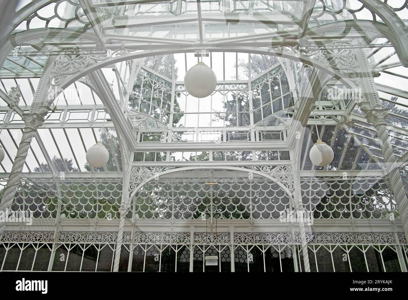 Victorian conservatory hi-res stock photography and images - Alamy