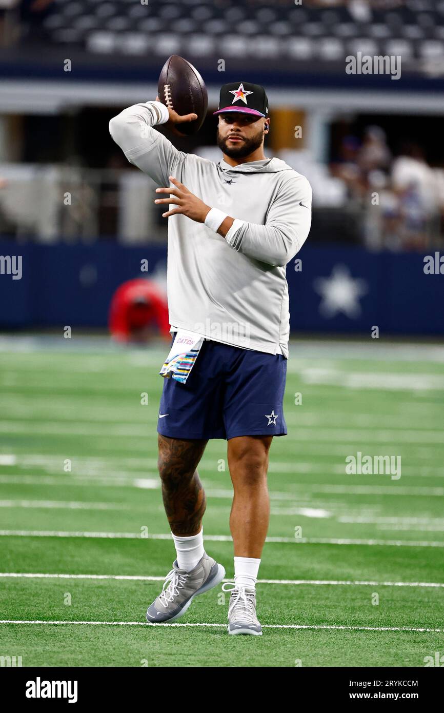 Dallas Cowboys quarterback Dak Prescott throws a pass during warmups ...