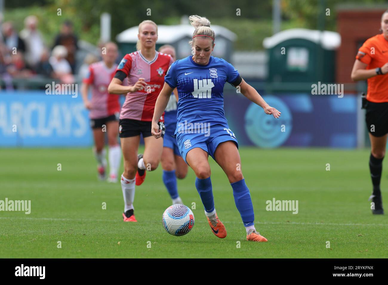 Totton, UK. 1st Oct, 2023. Lily Agg (12 Birmingham) during the Barclays ...