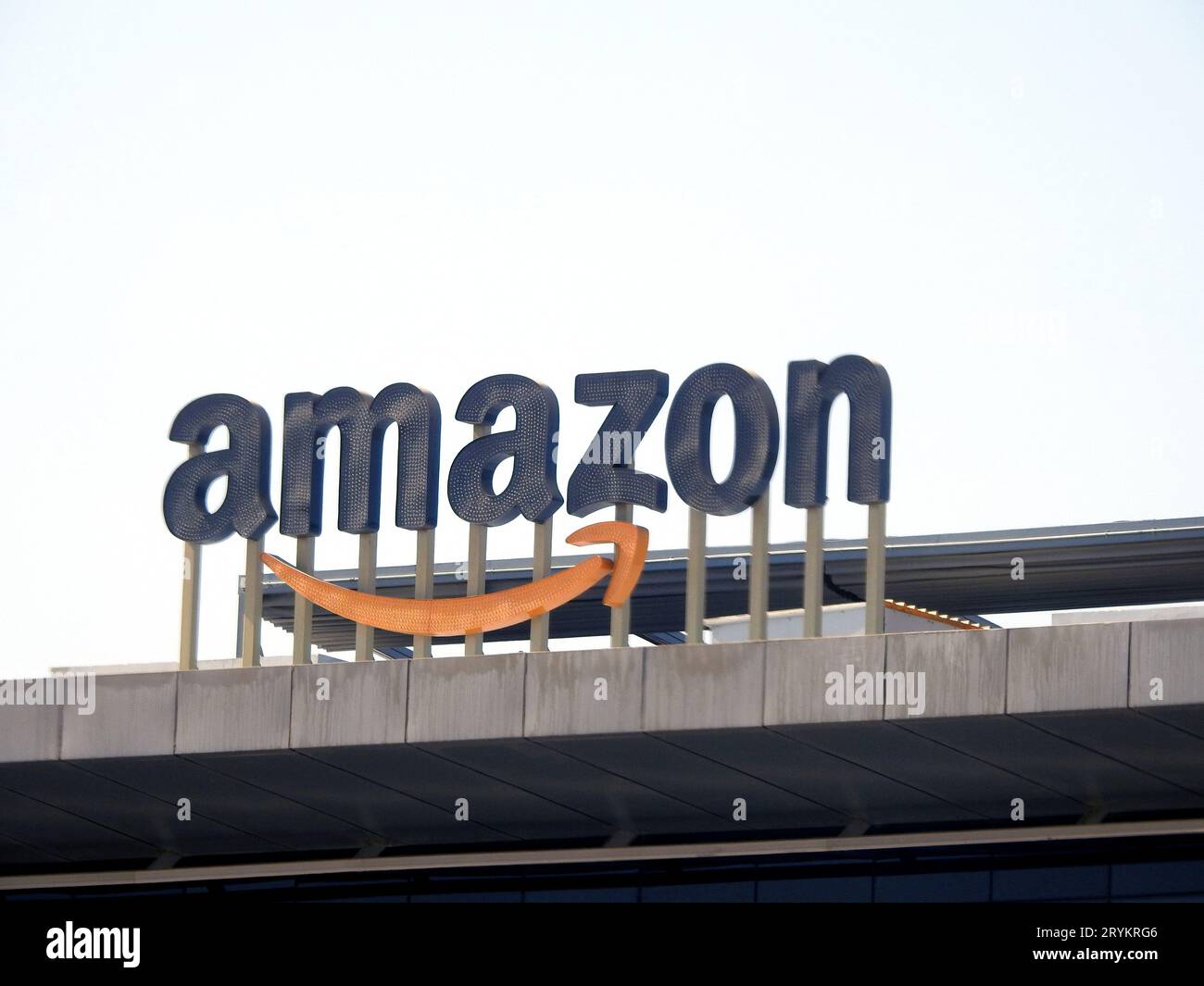 Cargo application hi-res stock photography and images - Alamy