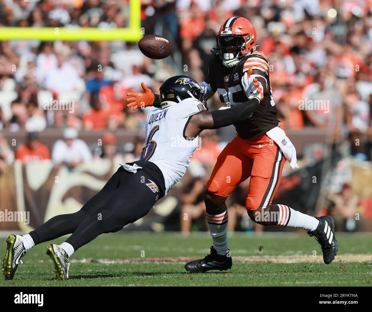Patrick queen ravens hi-res stock photography and images - Alamy